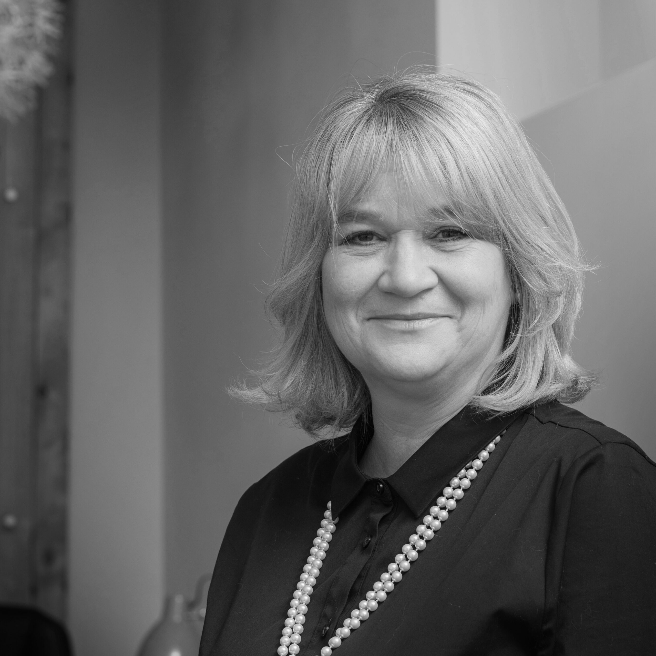 Looking to escape to the country? | Sanderson Young