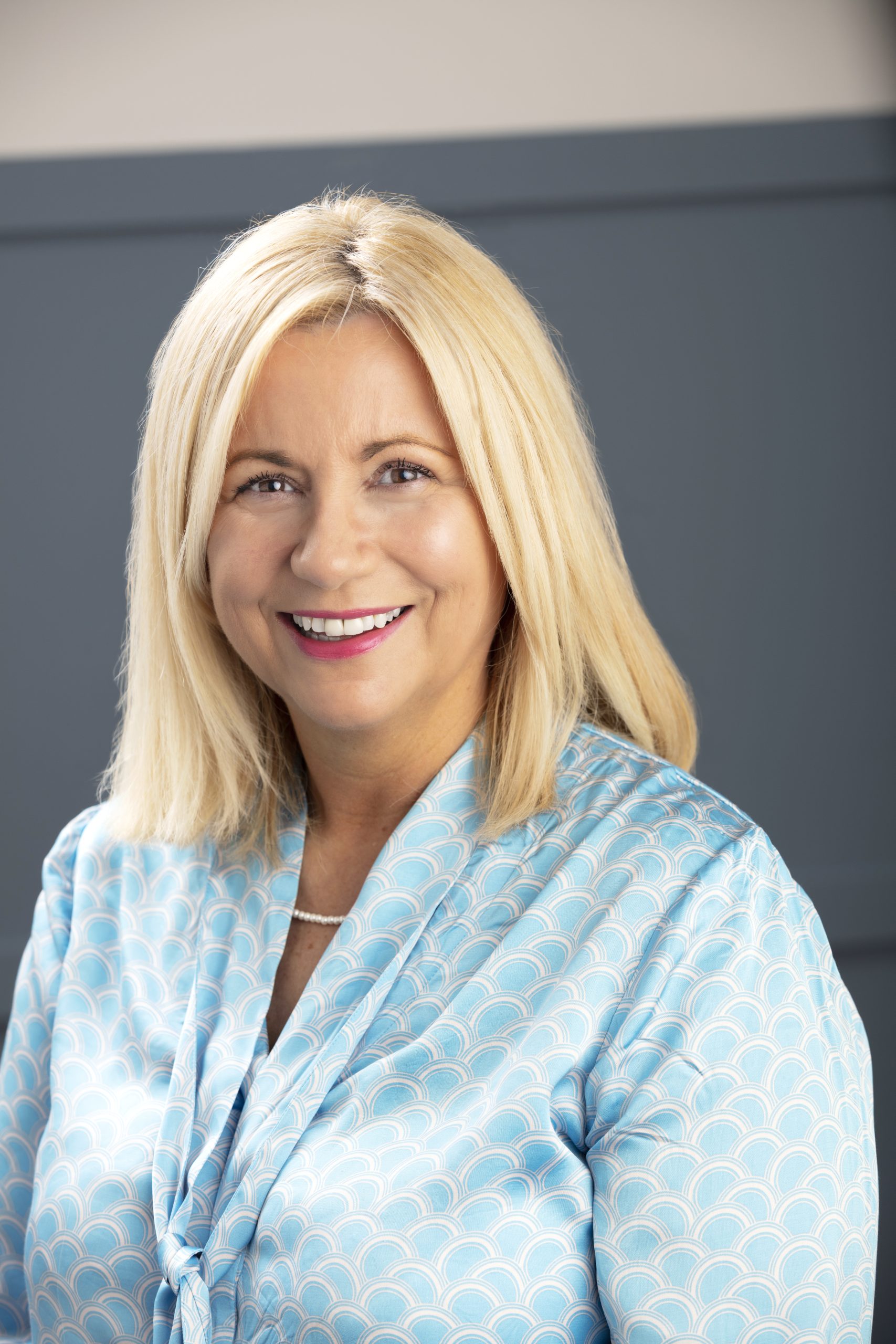 Rare! SY EXPERT - Ashleigh Sundin | Sanderson Young