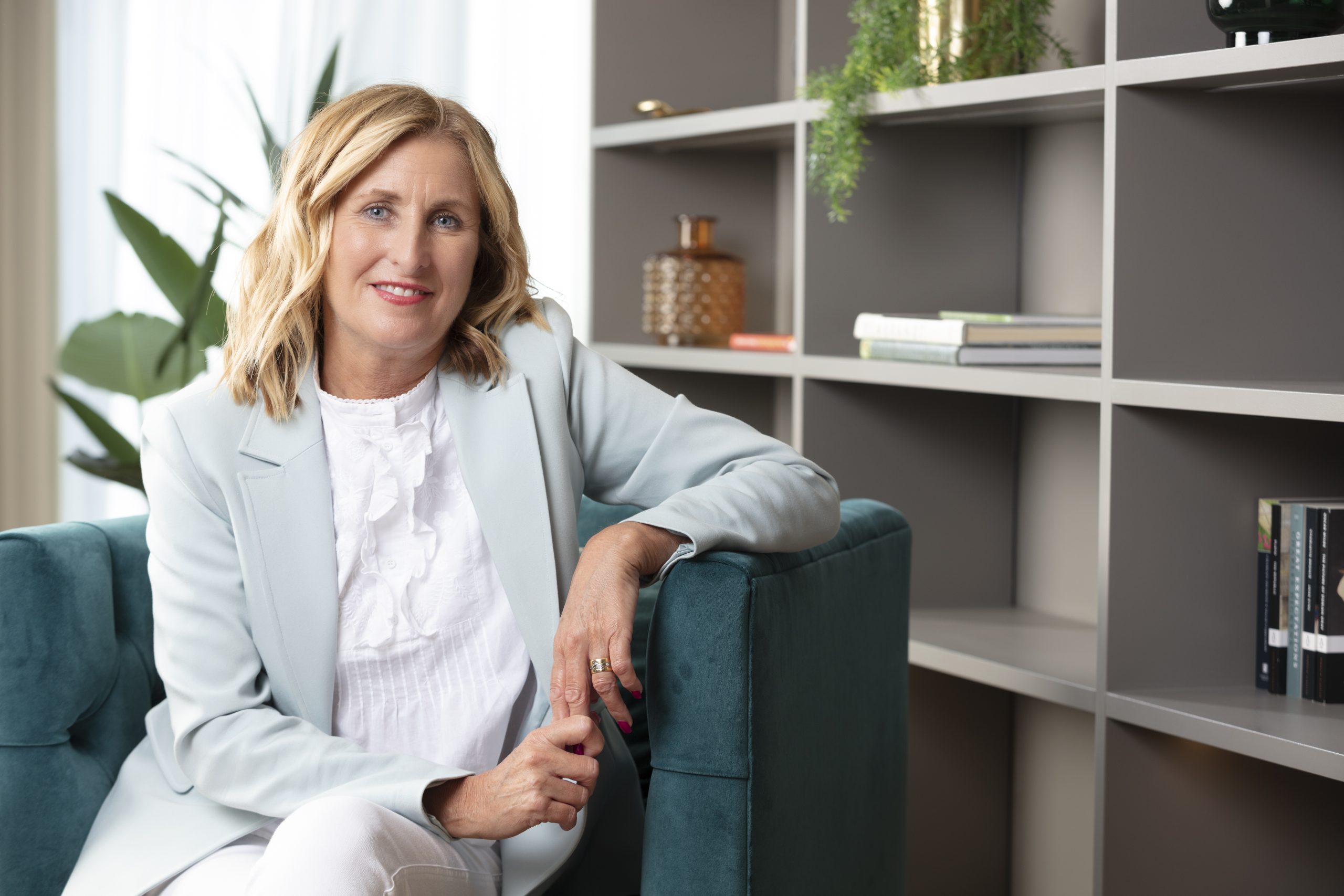 SY Expert - Julie Summerbell | Sanderson Young