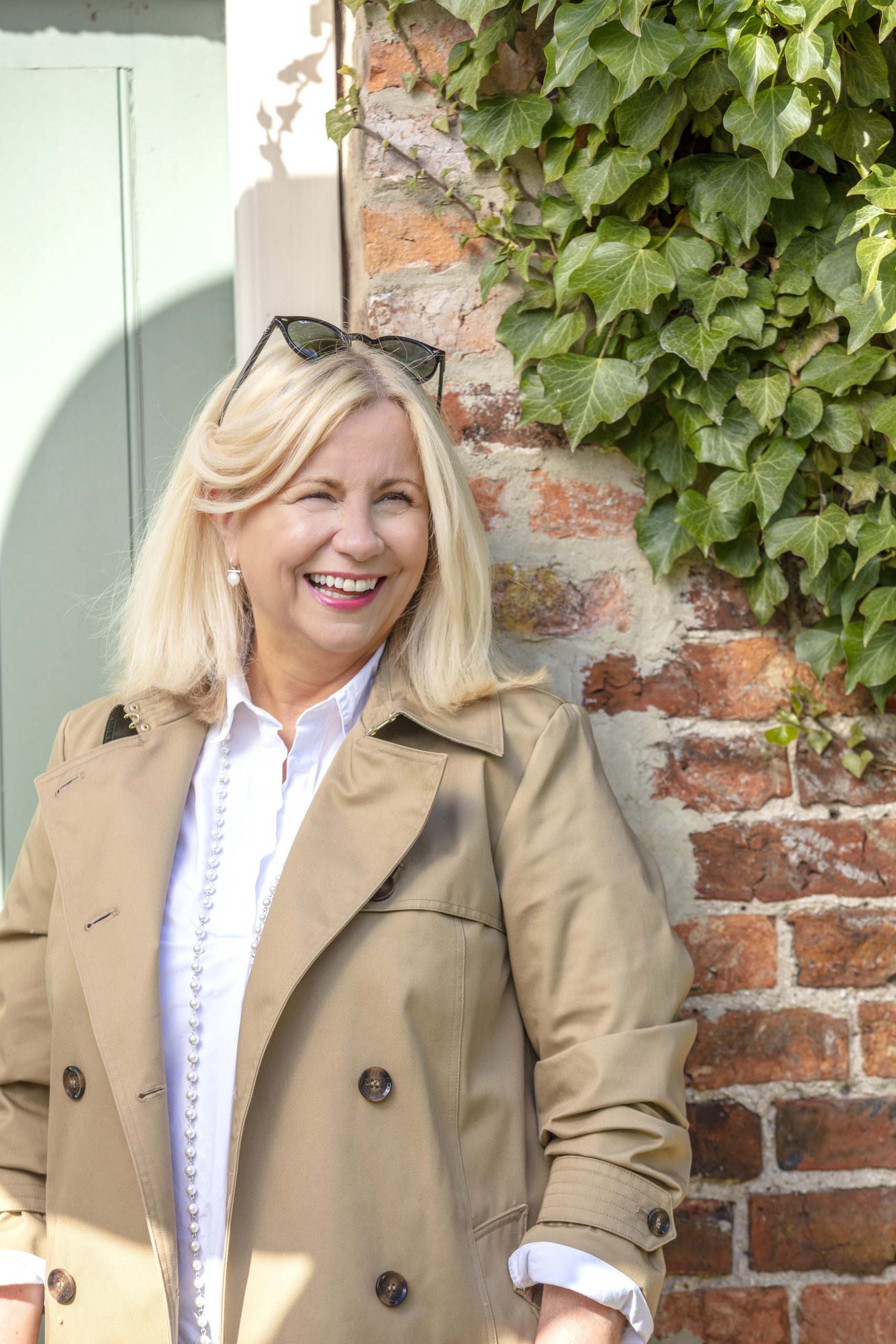 SY Expert - A Rare! kind of service | Sanderson Young